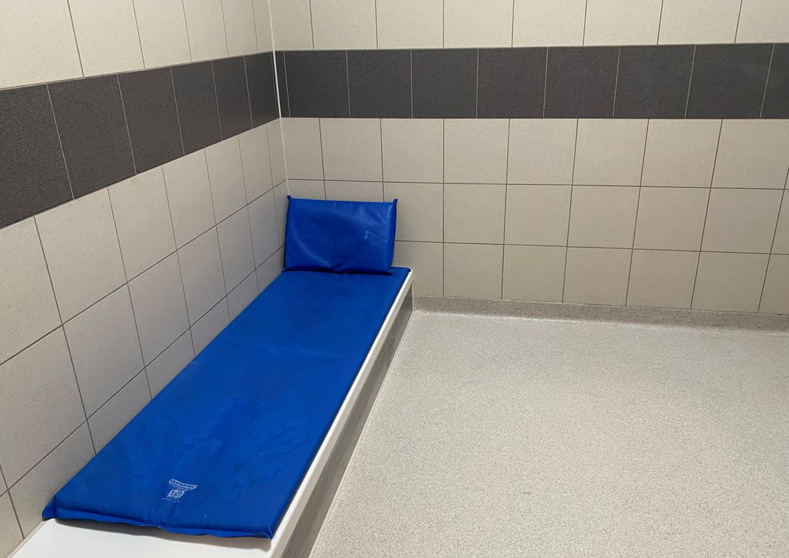 Humberside Police 'lift the tape' to reveal life inside the cells - Gi ...
